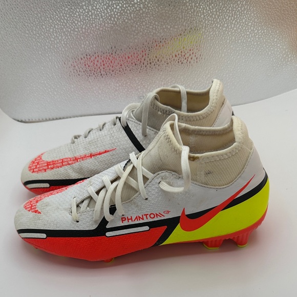 Nike Phantom Cleats | Other | Boys Soccer Cleats Nike Phantom Used In ...